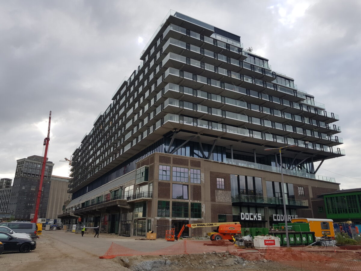 Fenixloodsen te Rotterdam - Dutch Lotus